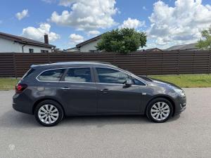 Grey Opel Astra 2012 in Klaipeda, with an engine capacity of 1.96 L and mileage of 320 thousand km for 2750 €, photo 5 on AUTOMOTO.COM.LV