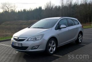 Grey Opel Astra 2012 in Liepaja, with an engine capacity of 1.70 L and mileage of 416 thousand km for 3000 €, photo 6 on AUTOMOTO.COM.LV