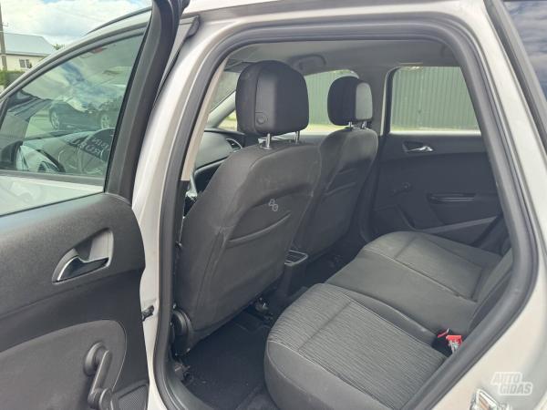 Pelēks Opel Astra 2012 Kauņa, ar dzinēja tilpumu 1.70 L un nobraukumu 258 tūkst. km par 2699 €, foto 6 vietnē AUTOMOTO.COM.LV