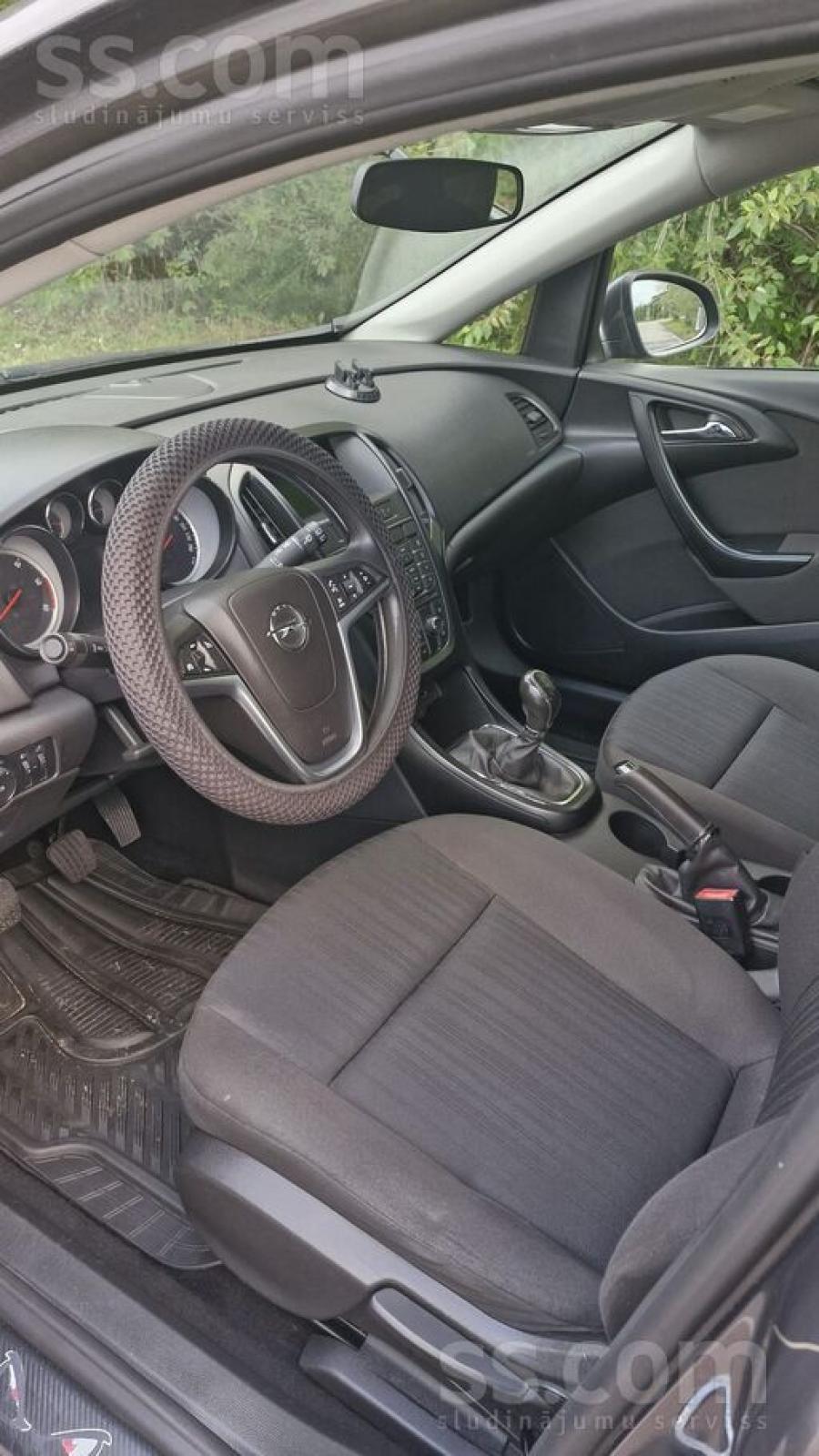 Pelēks Opel Astra 2012 Jēkabpils, ar dzinēja tilpumu 1.70 L un nobraukumu 298 tūkst. km par 3500 €, foto 3 vietnē AUTOMOTO.COM.LV