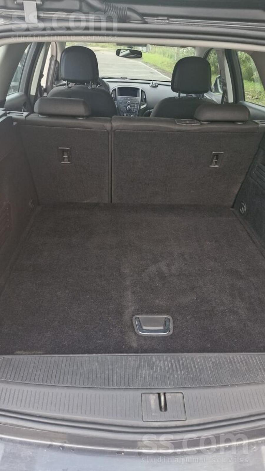 Pelēks Opel Astra 2012 Jēkabpils, ar dzinēja tilpumu 1.70 L un nobraukumu 298 tūkst. km par 3500 €, foto 6 vietnē AUTOMOTO.COM.LV