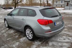 Pelēks Opel Astra 2012 Jēkabpils, ar dzinēja tilpumu 1.70 L un nobraukumu 235 tūkst. km par 5600 €, foto 12 vietnē AUTOMOTO.COM.LV