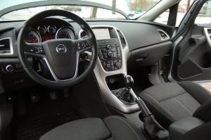 Pelēks Opel Astra 2012 Jēkabpils, ar dzinēja tilpumu 1.70 L un nobraukumu 235 tūkst. km par 5600 €, foto 18 vietnē AUTOMOTO.COM.LV