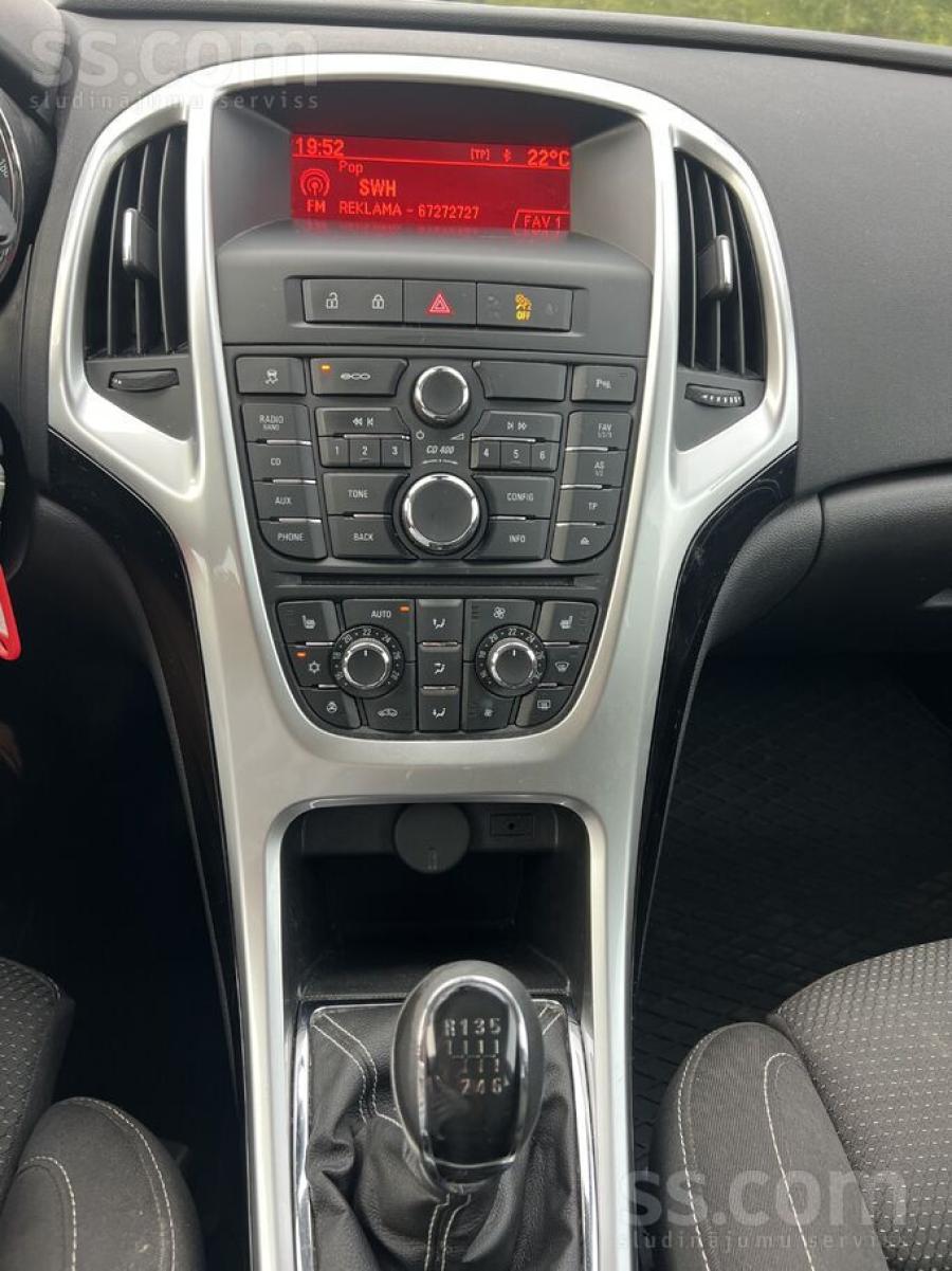 Pelēks Opel Astra 2012 Rīga, ar dzinēja tilpumu 1.70 L un nobraukumu 217 tūkst. km par 3600 €, foto 15 vietnē AUTOMOTO.COM.LV