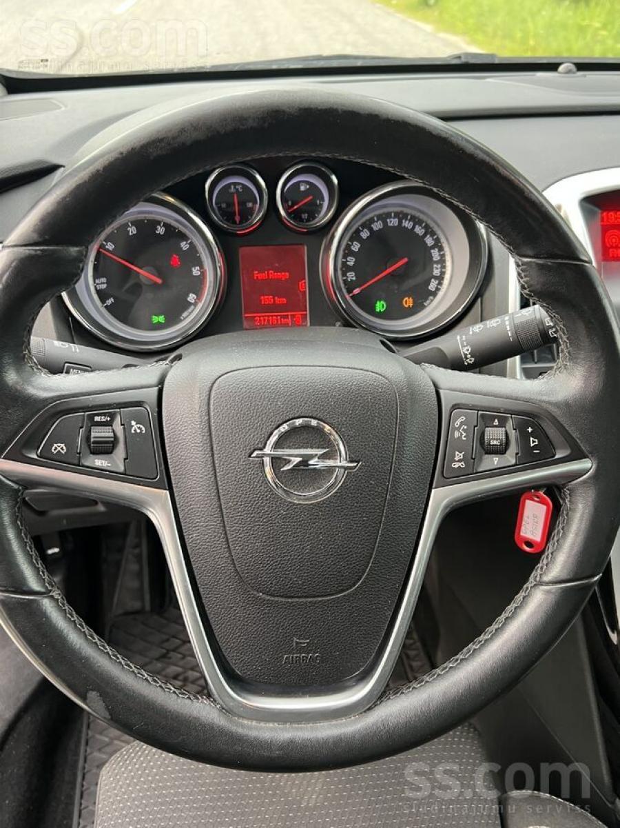 Pelēks Opel Astra 2012 Rīga, ar dzinēja tilpumu 1.70 L un nobraukumu 217 tūkst. km par 3600 €, foto 18 vietnē AUTOMOTO.COM.LV