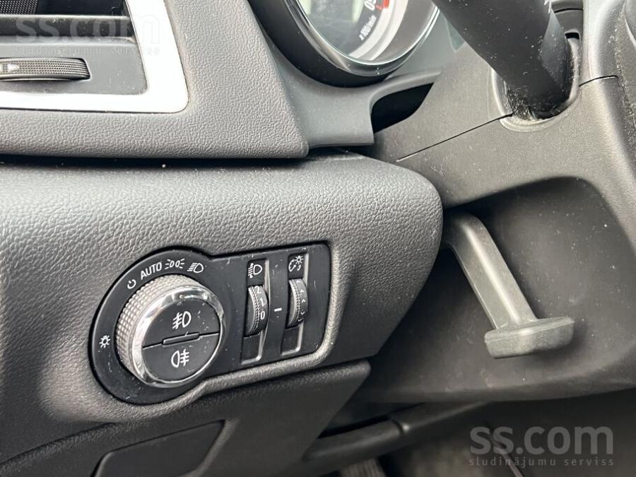Pelēks Opel Astra 2012 Rīga, ar dzinēja tilpumu 1.70 L un nobraukumu 217 tūkst. km par 3600 €, foto 22 vietnē AUTOMOTO.COM.LV