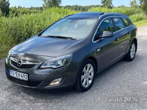 Grey Opel Astra 2012 in Tartu, with an engine capacity of 1.70 L and mileage of 245 thousand km for 4390 €, photo 15 on AUTOMOTO.COM.LV