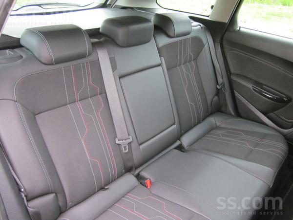 Pelēks Opel Astra 2012 Rīga, ar dzinēja tilpumu 1.70 L un nobraukumu 0 tūkst. km par 3990 €, foto 4 vietnē AUTOMOTO.COM.LV