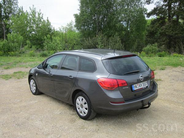 Pelēks Opel Astra 2012 Rīga, ar dzinēja tilpumu 1.70 L un nobraukumu 0 tūkst. km par 3990 €, foto 5 vietnē AUTOMOTO.COM.LV