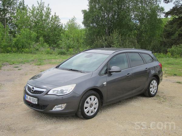 Pelēks Opel Astra 2012 Rīga, ar dzinēja tilpumu 1.70 L un nobraukumu 0 tūkst. km par 3990 €, foto 10 vietnē AUTOMOTO.COM.LV