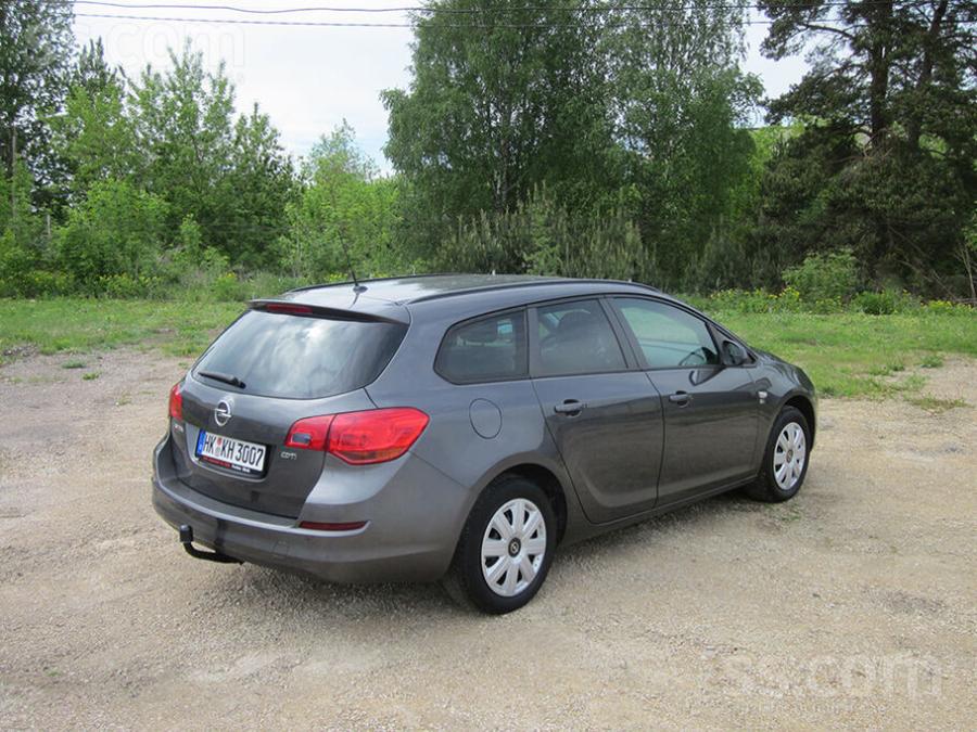 Grey Opel Astra 2012 in Riga, with an engine capacity of 1.70 L and mileage of 0 thousand km for 3990 €, photo 14 on AUTOMOTO.COM.LV