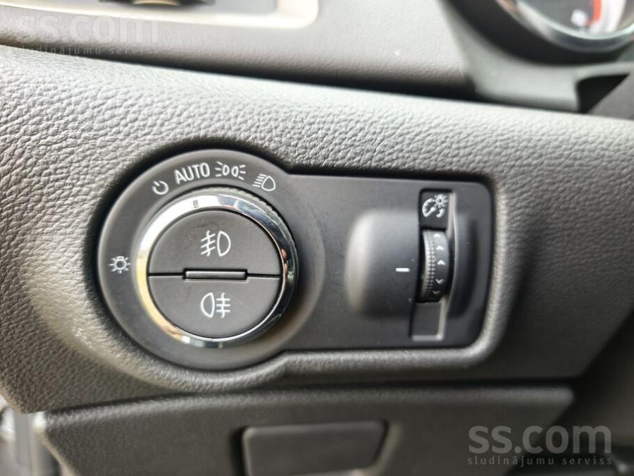 Pelēks Opel Astra 2012 Kuldīga, ar dzinēja tilpumu 2.00 L un nobraukumu 269 tūkst. km par 4890 €, foto 31 vietnē AUTOMOTO.COM.LV