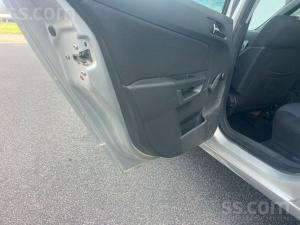 Pelēks Opel Astra 2012 Rīga, ar dzinēja tilpumu 1.60 L un nobraukumu 0 tūkst. km par 790 €, foto 7 vietnē AUTOMOTO.COM.LV