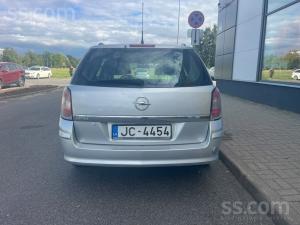 Pelēks Opel Astra 2012 Rīga, ar dzinēja tilpumu 1.60 L un nobraukumu 0 tūkst. km par 790 €, foto 11 vietnē AUTOMOTO.COM.LV