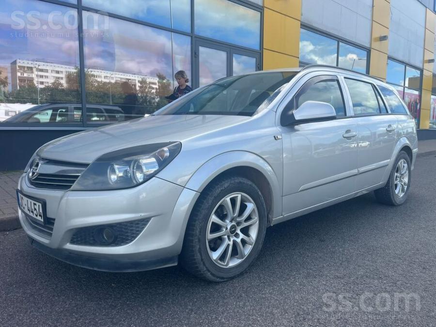 Pelēks Opel Astra 2012 Rīga, ar dzinēja tilpumu 1.60 L un nobraukumu 0 tūkst. km par 790 €, foto 13 vietnē AUTOMOTO.COM.LV
