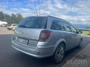 Pelēks Opel Astra 2012 Rīga, ar dzinēja tilpumu 1.60 L un nobraukumu 0 tūkst. km par 790 €, foto 14 vietnē AUTOMOTO.COM.LV