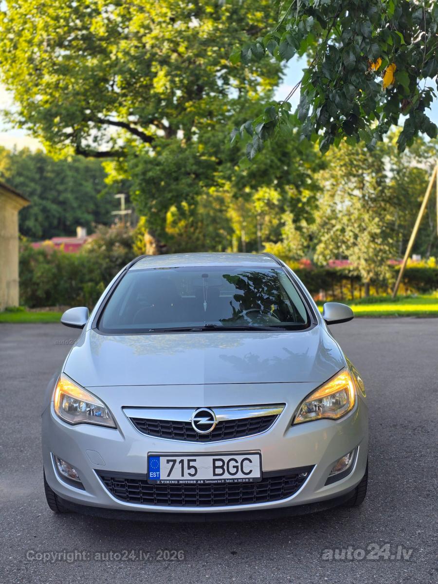 Pelēks Opel Astra 2012 Tallina, ar dzinēja tilpumu 1.60 L un nobraukumu 237 tūkst. km par 6290 €, foto 3 vietnē AUTOMOTO.COM.LV