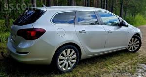 Grey Opel Astra 2012 in Tukums, with an engine capacity of 1.70 L and mileage of 223 thousand km for 3200 €, photo 8 on AUTOMOTO.COM.LV