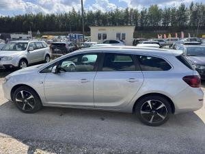 Grey Opel Astra 2012 in Vilnius, with an engine capacity of 1.36 L and mileage of 245 thousand km for 3950 €, photo 10 on AUTOMOTO.COM.LV