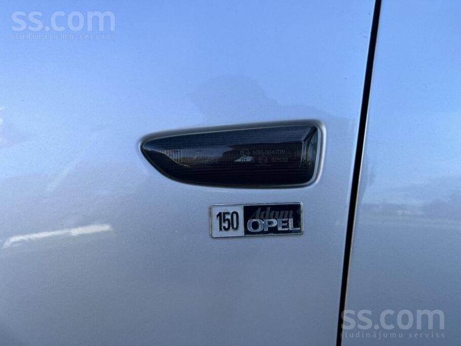 Grey Opel Astra 2012 in Jekabpils, with an engine capacity of 1.70 L and mileage of 251 thousand km for 5500 €, photo 8 on AUTOMOTO.COM.LV
