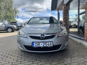 Серый Опель Астра 2012 в Талси, объемом двигателя 1.70 л и пробегом 233 тыс. км за 4100 €, фото 5 на AUTOMOTO.COM.LV