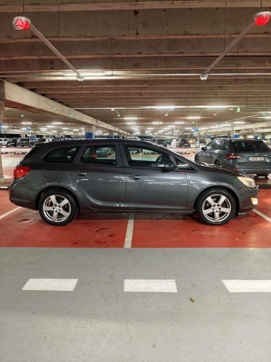 Pelēks Opel Astra 2012 Kauņa, ar dzinēja tilpumu 1.69 L un nobraukumu 189 tūkst. km par 2450 €, foto 13 vietnē AUTOMOTO.COM.LV