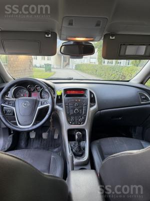 Pelēks Opel Astra 2012 Tukums, ar dzinēja tilpumu 1.70 L un nobraukumu 0 tūkst. km par 1800 €, foto 6 vietnē AUTOMOTO.COM.LV