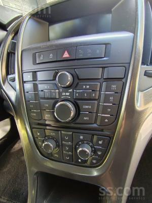 Pelēks Opel Astra 2012 Rīga, ar dzinēja tilpumu 1.70 L un nobraukumu 230 tūkst. km par 2200 €, foto 9 vietnē AUTOMOTO.COM.LV