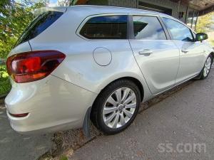 Pelēks Opel Astra 2012 Rīga, ar dzinēja tilpumu 1.70 L un nobraukumu 230 tūkst. km par 2200 €, foto 11 vietnē AUTOMOTO.COM.LV