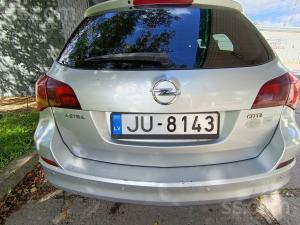Pelēks Opel Astra 2012 Rīga, ar dzinēja tilpumu 1.70 L un nobraukumu 230 tūkst. km par 2200 €, foto 12 vietnē AUTOMOTO.COM.LV