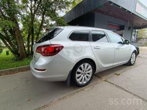 Pelēks Opel Astra 2012 Rīga, ar dzinēja tilpumu 1.70 L un nobraukumu 230 tūkst. km par 2200 €, foto 18 vietnē AUTOMOTO.COM.LV
