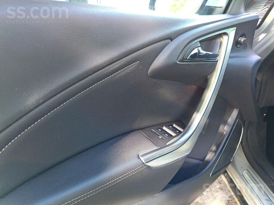 Pelēks Opel Astra 2012 Rīga, ar dzinēja tilpumu 1.70 L un nobraukumu 230 tūkst. km par 2200 €, foto 19 vietnē AUTOMOTO.COM.LV