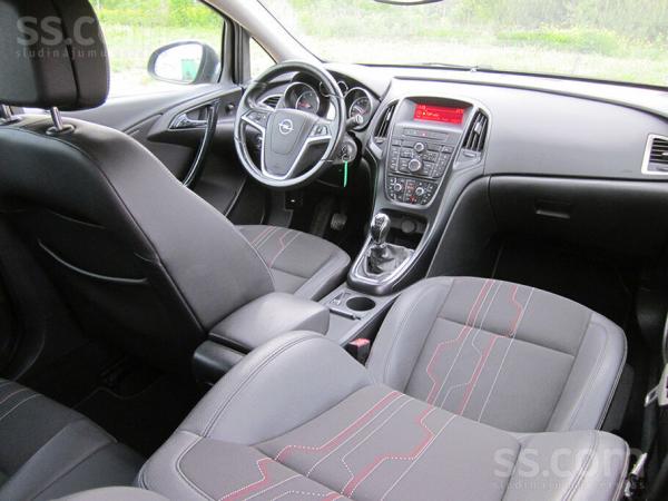 Opel Astra 2012 in Riga on AUTOMOTO.COM.LV Grey Opel Astra 2012 in Riga, with an engine capacity of 1.70 L and mileage of 0 thousand km for 3990 ā¬, photo 3 on AUTOMOTO.COM.LV