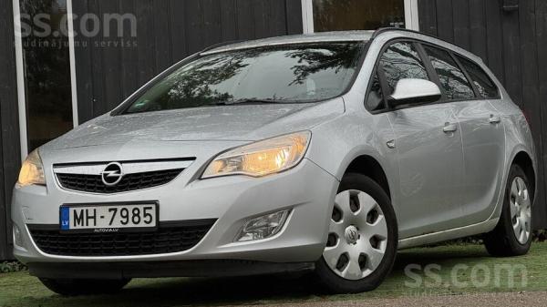 Pelēks Opel Astra 2012 Rīga, ar dzinēja tilpumu 1.70 L un nobraukumu 322 tūkst. km par 2650 €, foto 1 vietnē AUTOMOTO.COM.LV