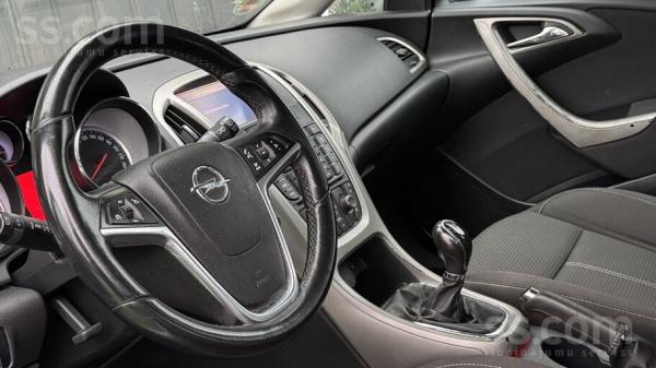 Pelēks Opel Astra 2012 Rīga, ar dzinēja tilpumu 1.70 L un nobraukumu 322 tūkst. km par 2650 €, foto 6 vietnē AUTOMOTO.COM.LV