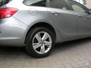 Pelēks Opel Astra 2013 Kauņa, ar dzinēja tilpumu 1.69 L un nobraukumu 290 tūkst. km par 3199 €, foto 5 vietnē AUTOMOTO.COM.LV