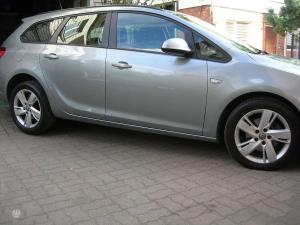 Pelēks Opel Astra 2013 Kauņa, ar dzinēja tilpumu 1.69 L un nobraukumu 290 tūkst. km par 3199 €, foto 8 vietnē AUTOMOTO.COM.LV