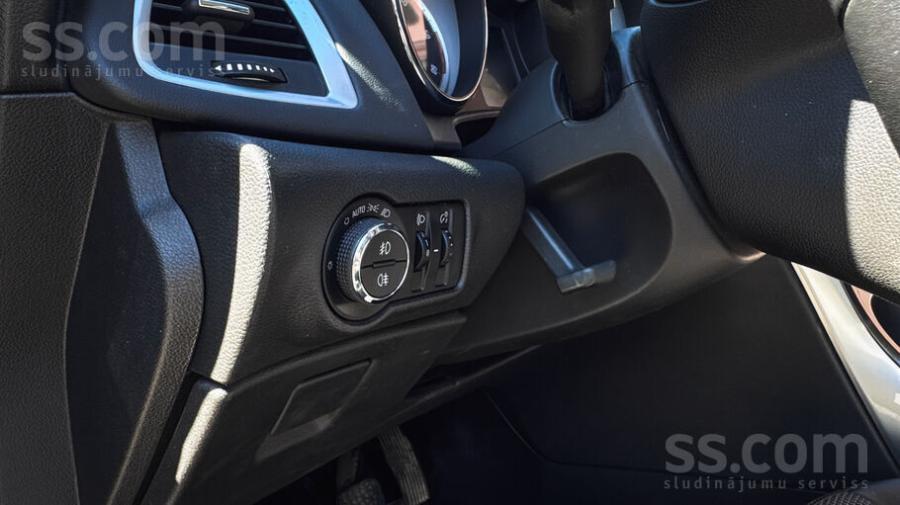Pelēks Opel Astra 2013 Rīga, ar dzinēja tilpumu 1.70 L un nobraukumu 289 tūkst. km par 3200 €, foto 7 vietnē AUTOMOTO.COM.LV