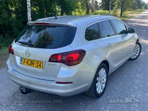 Pelēks Opel Astra 2013 Tartu, ar dzinēja tilpumu 1.70 L un nobraukumu 243 tūkst. km par 4390 €, foto 5 vietnē AUTOMOTO.COM.LV