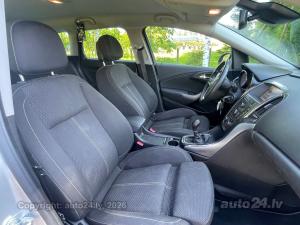 Pelēks Opel Astra 2013 Tartu, ar dzinēja tilpumu 1.70 L un nobraukumu 243 tūkst. km par 4390 €, foto 9 vietnē AUTOMOTO.COM.LV