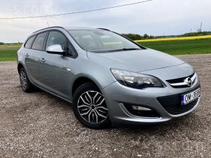 Pelēks Opel Astra 2013 Talsi, ar dzinēja tilpumu 1.70 L un nobraukumu 182 tūkst. km par 5600 €, foto  vietnē AUTOMOTO.COM.LV