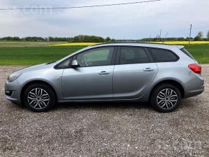 Grey Opel Astra 2013 in Talsi, with an engine capacity of 1.70 L and mileage of 182 thousand km for 5600 €, photo 7 on AUTOMOTO.COM.LV