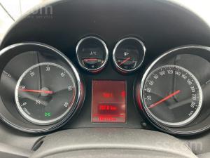 Grey Opel Astra 2013 in Talsi, with an engine capacity of 1.70 L and mileage of 182 thousand km for 5600 €, photo 10 on AUTOMOTO.COM.LV