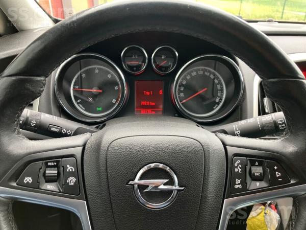 Pelēks Opel Astra 2013 Talsi, ar dzinēja tilpumu 1.70 L un nobraukumu 182 tūkst. km par 5600 €, foto 10 vietnē AUTOMOTO.COM.LV