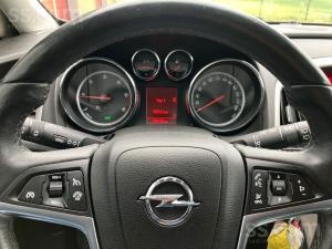 Grey Opel Astra 2013 in Talsi, with an engine capacity of 1.70 L and mileage of 182 thousand km for 5600 €, photo 11 on AUTOMOTO.COM.LV
