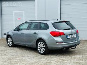 Pelēks Opel Astra 2013 Rīga, ar dzinēja tilpumu 2.00 L un nobraukumu 258 tūkst. km par 4800 €, foto 5 vietnē AUTOMOTO.COM.LV