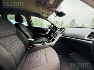 Pelēks Opel Astra 2013 Rīga, ar dzinēja tilpumu 2.00 L un nobraukumu 258 tūkst. km par 4800 €, foto 8 vietnē AUTOMOTO.COM.LV