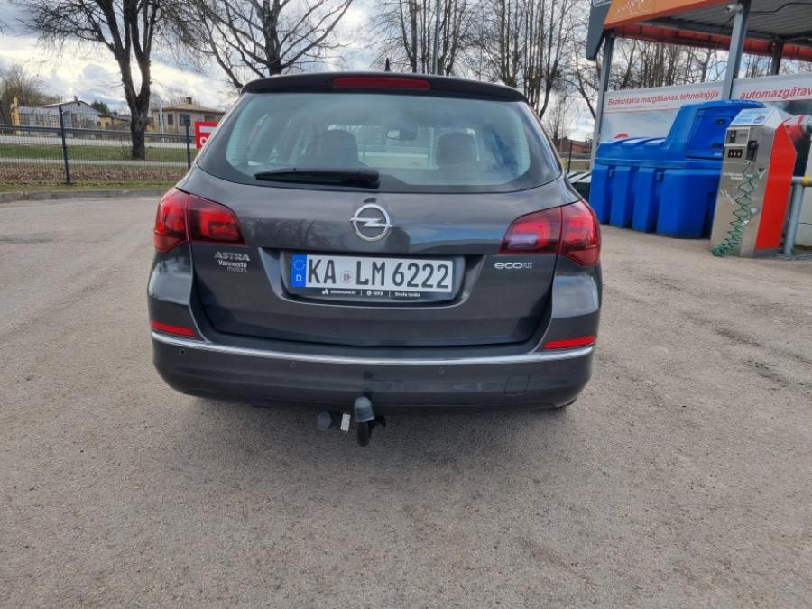 Grey Opel Astra 2013 in Riga, with an engine capacity of 1.70 L and mileage of 240 thousand km for 4770 €, photo 16 on AUTOMOTO.COM.LV