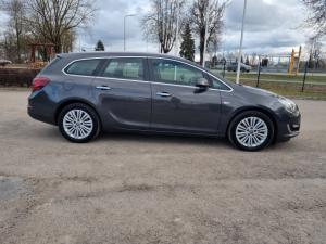 Grey Opel Astra 2013 in Riga, with an engine capacity of 1.70 L and mileage of 240 thousand km for 4770 €, photo 18 on AUTOMOTO.COM.LV