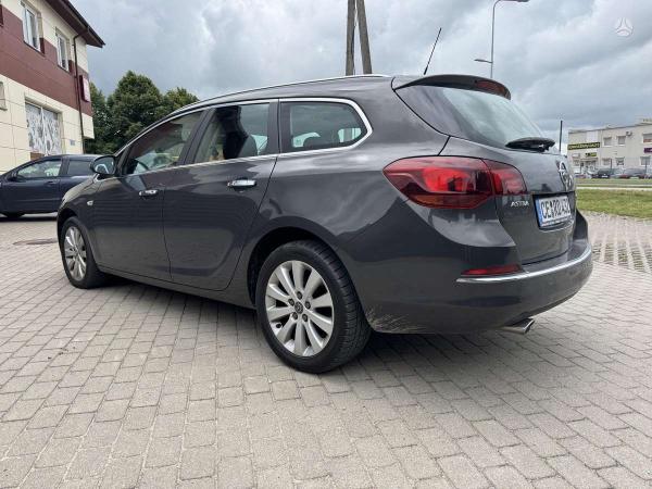 Pelēks Opel Astra 2013 Kretinga, ar dzinēja tilpumu 1.96 L un nobraukumu 238 tūkst. km par 3495 €, foto 6 vietnē AUTOMOTO.COM.LV